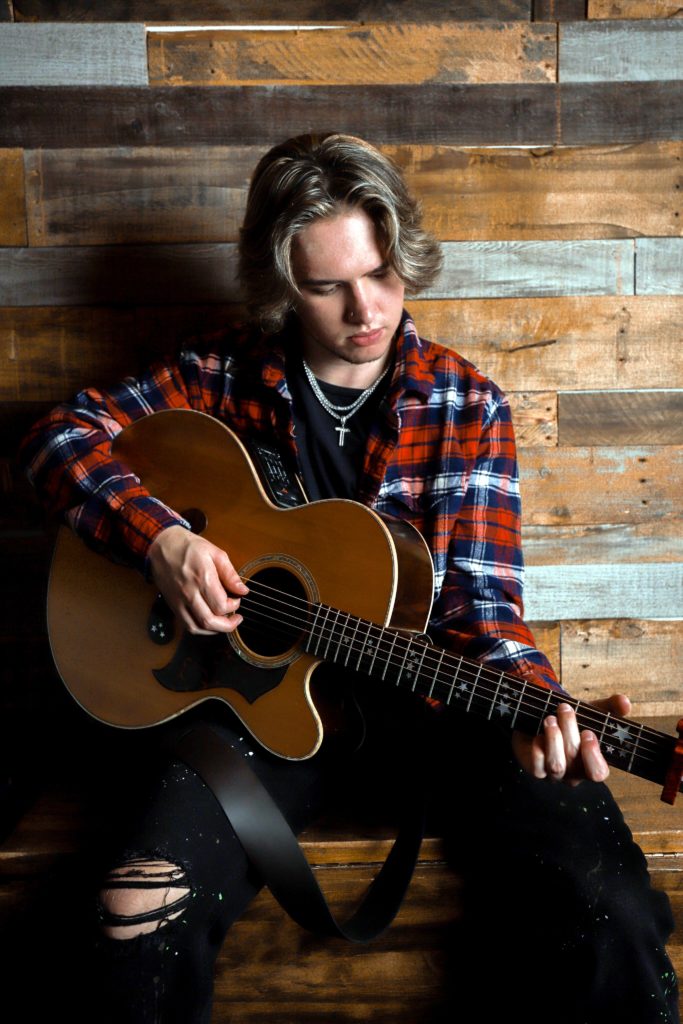 Tyler Lorette Creative Canadian Artist | Rivenmaster Raves