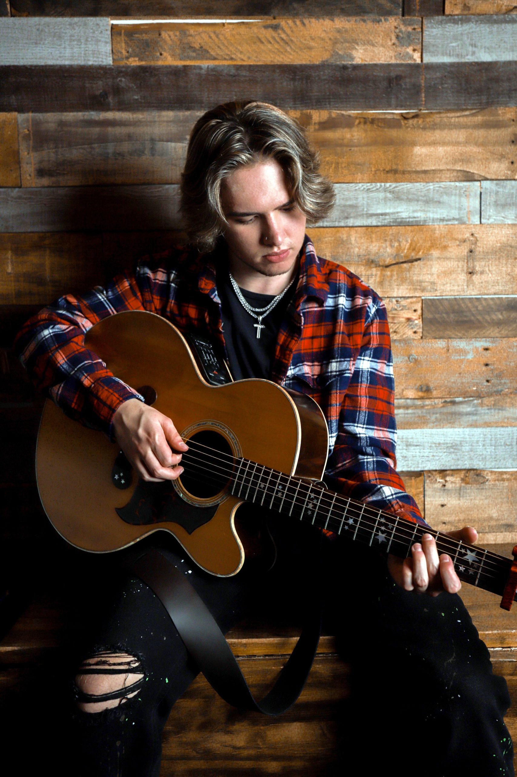 Tyler Lorette Creative Canadian Artist | Rivenmaster Raves